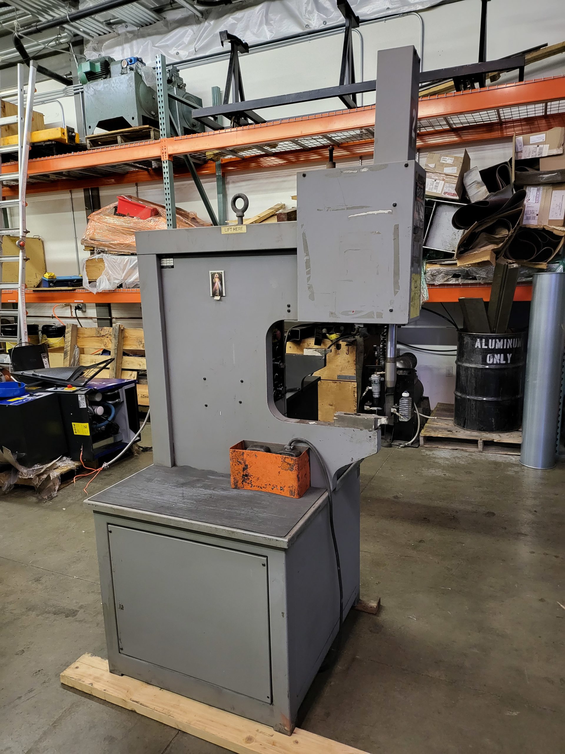 Haeger Hardware Insertion Press Machine Model 618 | Sanson Machinery Group